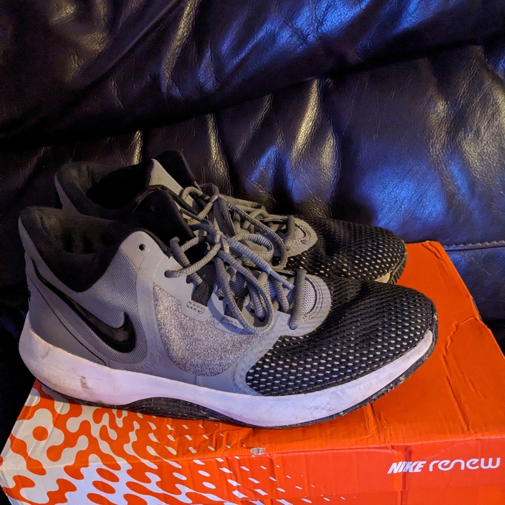 Nike Air Precision Basketball Sneakers, Mens Size 9 - Gem